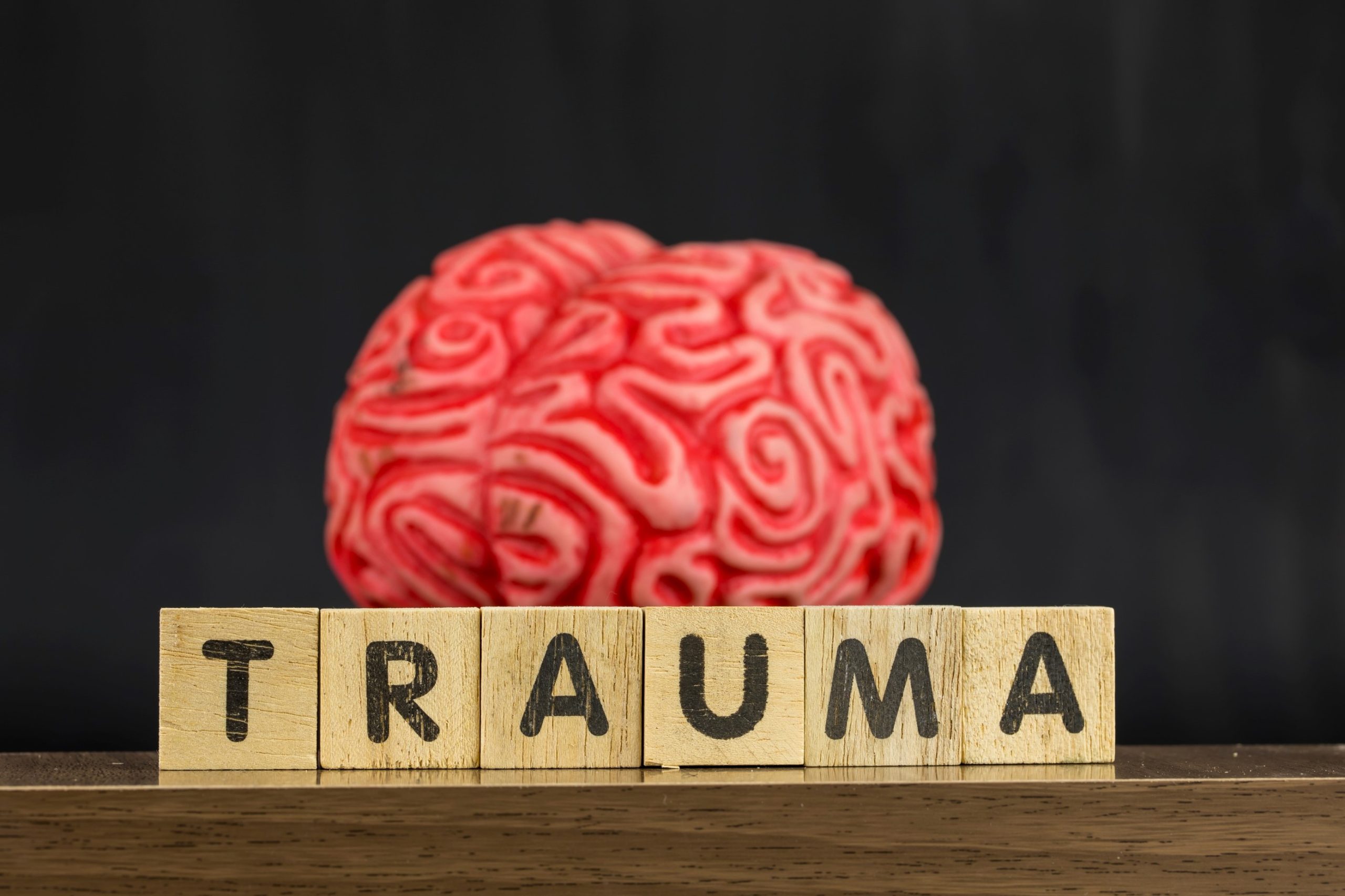 Traumatismo craniano - por que tirar parte do osso do crânio? - Dra ...